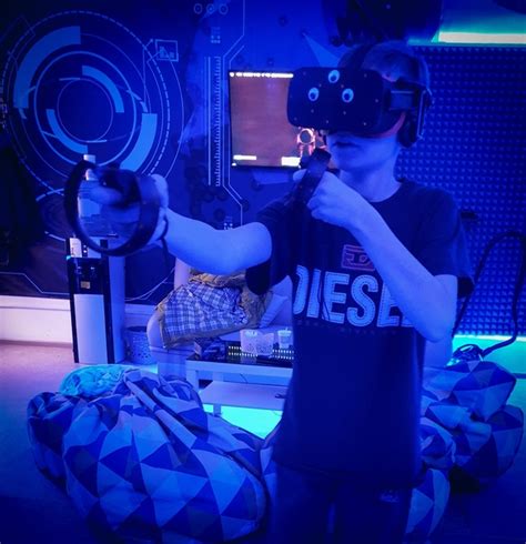 Не знаешь где отпраздновать День рождения Приглашаем в Crazyvr на