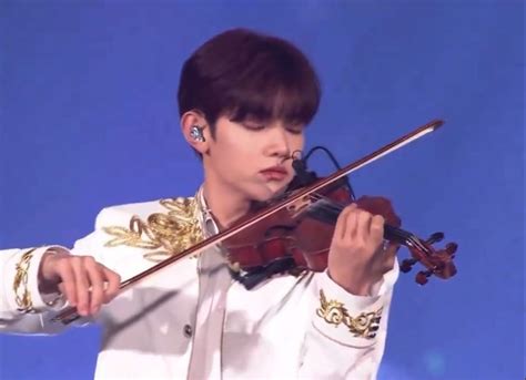 章昊小提琴演奏here I Am Mama颁奖典礼开场舞台 Lemon想喝柠檬茶 默认收藏夹 哔哩哔哩视频