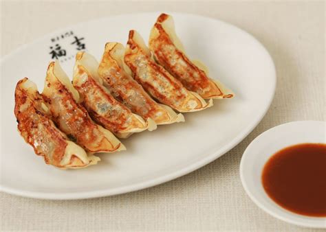 クラフト餃子フェス SAITAMA 2022が2022 10 10までさいたまで開催中注目の赤ギョーザなど全30種の餃子を食べ比べ