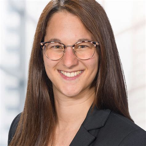 Laura Heckmann Spezialistin Im Bereich Vetriebscontrolling