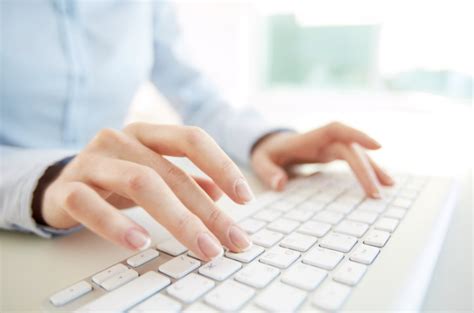 10 Proven Tips To Improve Typing Speed During Meetings