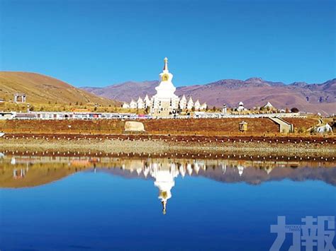 稻城亞丁的秋天 來自天堂之美 澳門力報官網