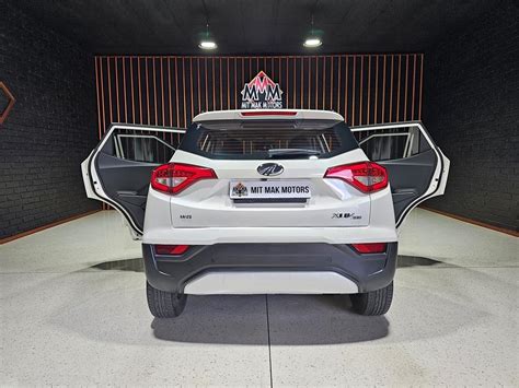 2022 Mahindra Xuv300 12t W8 Mit Mak Motors