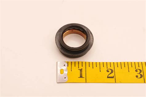 Kubota 67810 57150 Oilseal