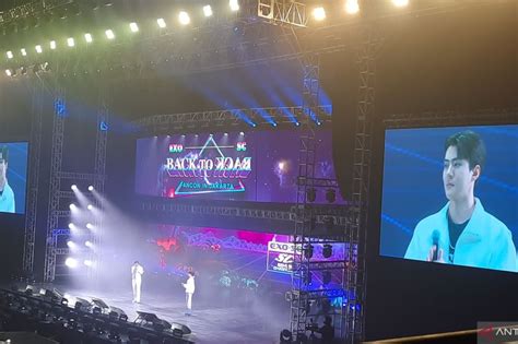 Perdana Tampil Di Jakarta Exo Sc Bawakan Lagu Debut Antara News