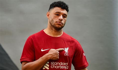 What Is Alex Oxlade Chamberlain Net Worth Age Career Relationships