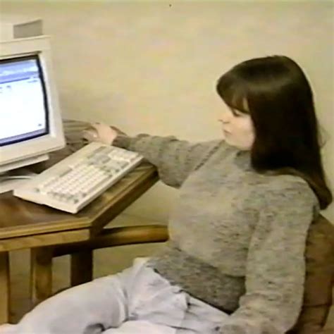 This 1997 Video Tutorial On How To Have Cybersex Is Hilarious