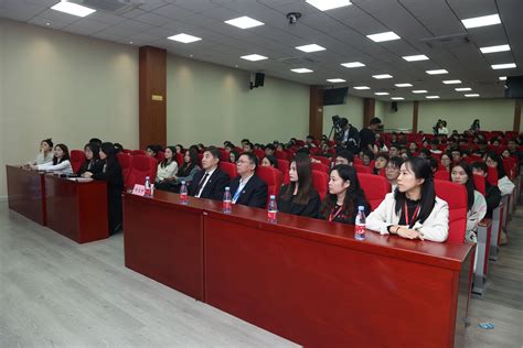 复旦大学宋梁院士应邀作题为《从大模型到网络化通用人工智能》学术报告 重庆师范大学计算机与信息科学学院