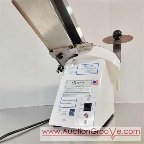 Oliver 702 N Bagel N Bun Slicer Missing One Screw Tightener Powers Up And Spins Blade