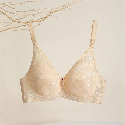 Beige Strapless Bras For Womens Daily Solid Lace Gathered Bra Straps
