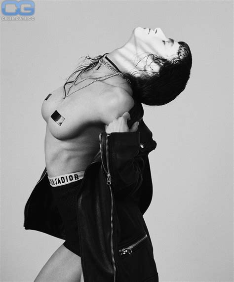 Sofia Boutella Nude Pictures Onlyfans Leaks Playboy Photos Sex Scene Uncensored