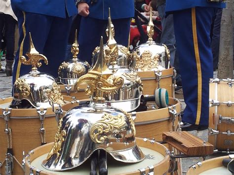 무료 이미지 거룩한 주 세 빌라 자동차 조명 권위 있는 행사 금속 서브웨어 자동차 디자인 전조등 자동차 외장 시티 식기류 깃발 놋쇠 골동품