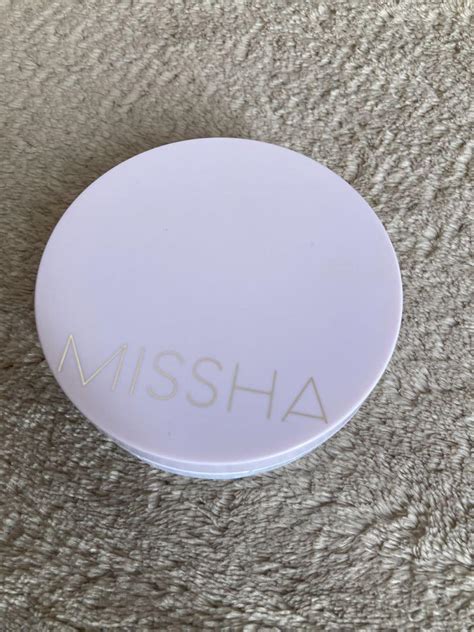 韓国コスメ Missha マジッククッション カバー モイストアップ 15g By メルカリ