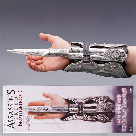 Assassins Creed Brotherhood Weapons