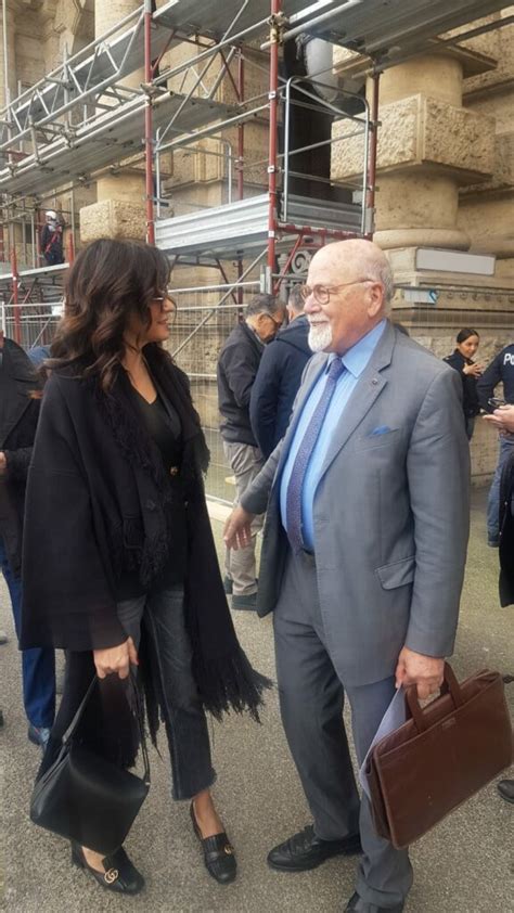 Taglio Di 500 Miliardi Di Spesa Pubblica Maria Grazia Cucinotta