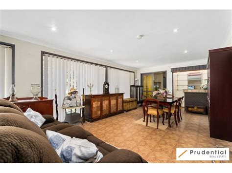 70 Mersey Road Bringelly NSW 2556 House For Rent 1 200 Domain
