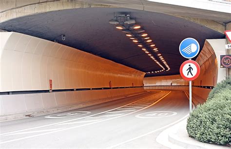 Tunel Free Stock Photo Freeimages