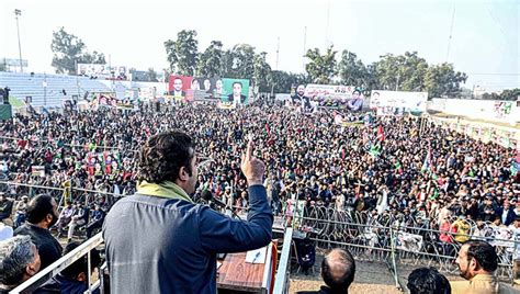 Chairman Ppp Bilawal Bhutto Zardari Addressing A Public Gathering At