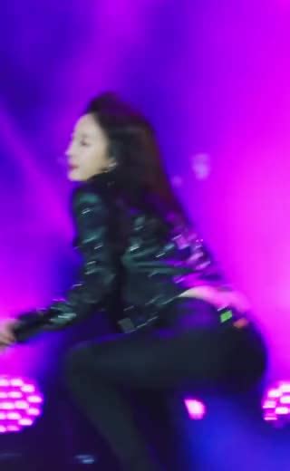 Korean Woman EXID Hyerin Junghwa Hani Porn GIF VideoMonstr Com