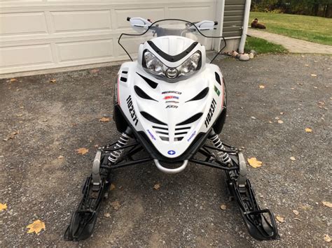 2012 Polaris Iq Shift 550 Snowmobiles Ottawa Kijiji