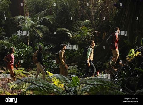 Dora And The Lost City Of Gold From Left Isabela Moner As Dora