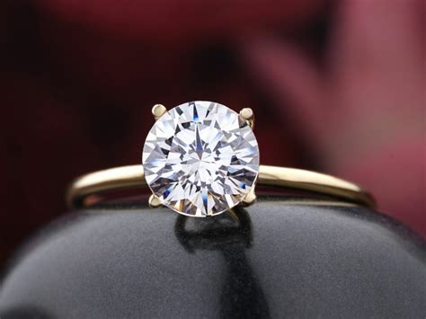 Diamond Vs Ruby What Is The Difference Blingadvisor