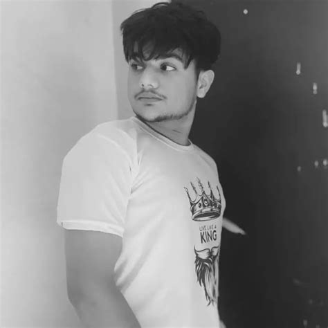 𝗨🇷𝗨🎭🖤 (@gaurav__laangdi) • Threads, Say more