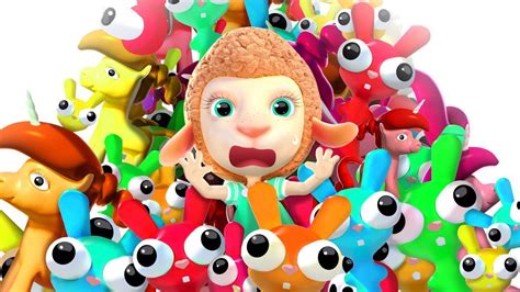 Dolly Recebeu Muitos Brinquedos Coloridos Desenhos Animados Para Crianças Dolly E Amigos