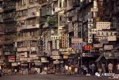 80年代香港“罪恶之城”九龙城寨最后的没落 真实老照片曝光 手机凤凰网
