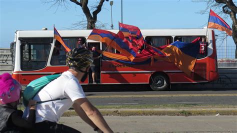 Fotos la multitudinaria movilización para pedir por la paz en la República de Artsaj Infobae
