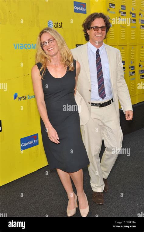 Davis Guggenheim Wedding Elisabeth Shue 60 Photos
