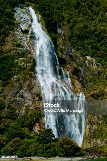 Photo Libre De Droit De Milford Sound Waterfall Milford Sound Situé Sur