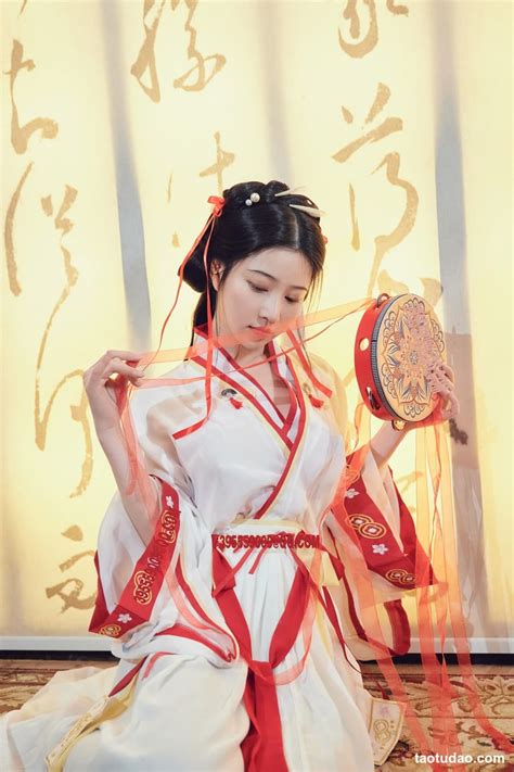 年年nnian 如梦令 32P 566M 套图岛