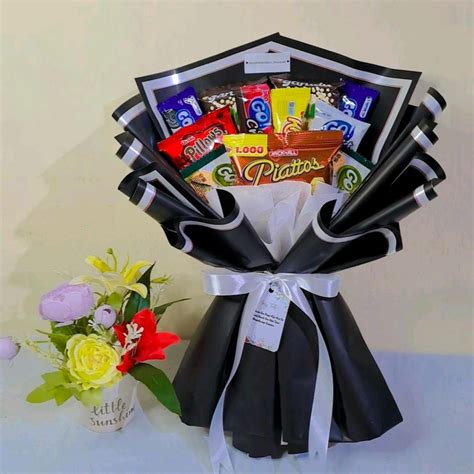 Jual Buket Snack Wisuda Murah Cewek Cowok T Unik Boneka Ulangtahun