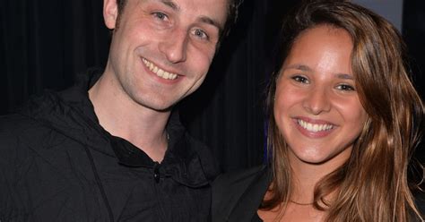 Brian Joubert Et Sa Compagne Manika Auxire Première De La Tournée 2017 Du Spectacle Holiday On