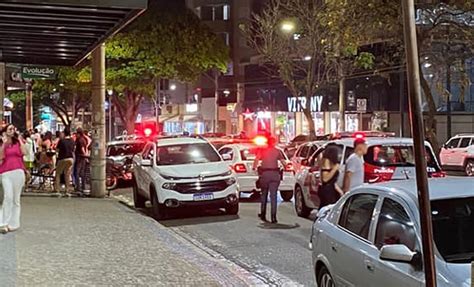 Homem Armado é Preso Após Agredir Duas Pessoas Durante Briga Em Bar