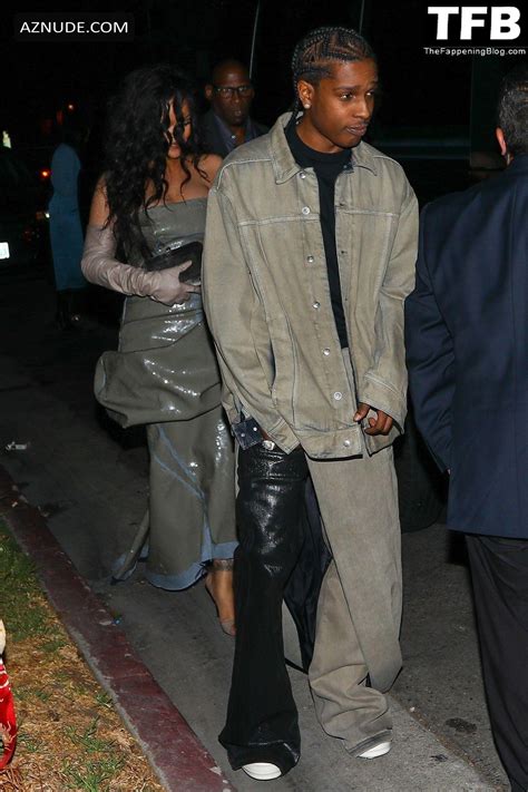Rihanna Sexy Seen Flaunting Her Hot Figure At The Black Panther Wakanda