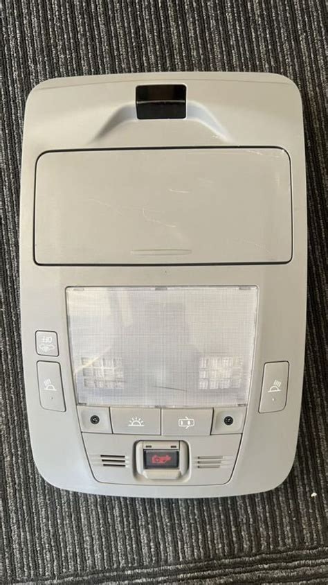 【目立った傷や汚れなし】grs210 Aws210 Gws214 クラウン アスリート マジェスタ ロイヤルサルーン 内装 ルームランプ 部品
