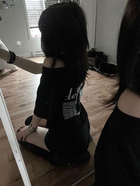 Пин от пользователя Yaduvir на доске Emo Фотографии профиля Красивые