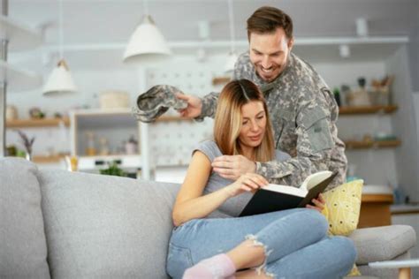10 Awesome Military Romance Novels Worth A Read Fiction Obsessed