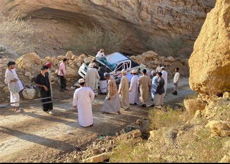 شقت الحكومة الطرق لمشاريع سياحية خاصة، وايضا شقت لبعض المنازل، وبقيت