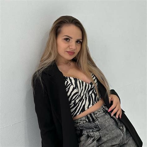 Корпоратив у нас был костюмированный подсказала идею повторить костбмы из детства И впервые