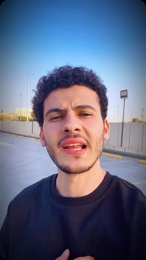 Ahmad Moataz ‎اقرأ البايو👈 👀هعلمك بزنس يغير حياتك🚀النجاح قرار ومحدش