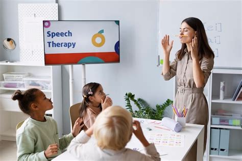 Página 28 Imágenes De Maestra Dando Clases Descarga Gratuita En Freepik