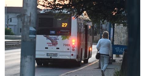 Увеличават заплатите в градския транспорт със задна дата