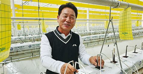 르포 ‘재배가공상품 3종 세트로 중동 노크한 K스마트팜 우듬지팜 아랍 상인 홀린 ‘토망고로 스마트팜 수출