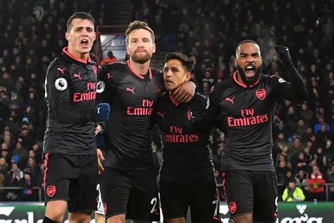 Tin Arsenal Nhìn cách ăn mừng nội bộ Arsenal bị chia rẽ trầm trọng