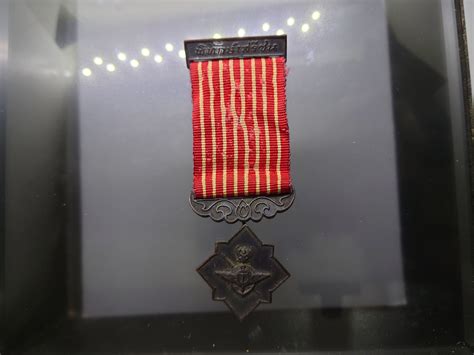 แพแถบเหรียญพิทักษ์เสรีชน กองกษาปณื กรมธนารักษ์ เหรียญ Numsatang ขายเหรียญและธนบัตร Inspired