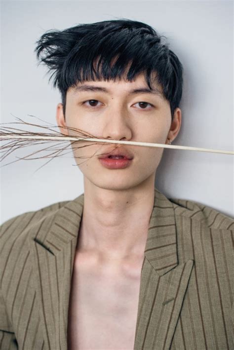 D1nyc Zachary Chou Chong Ting