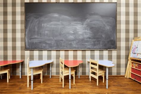 4 En La Categoría Chidren Class Room De Fotos E Imágenes De Stock Libres De Regalías